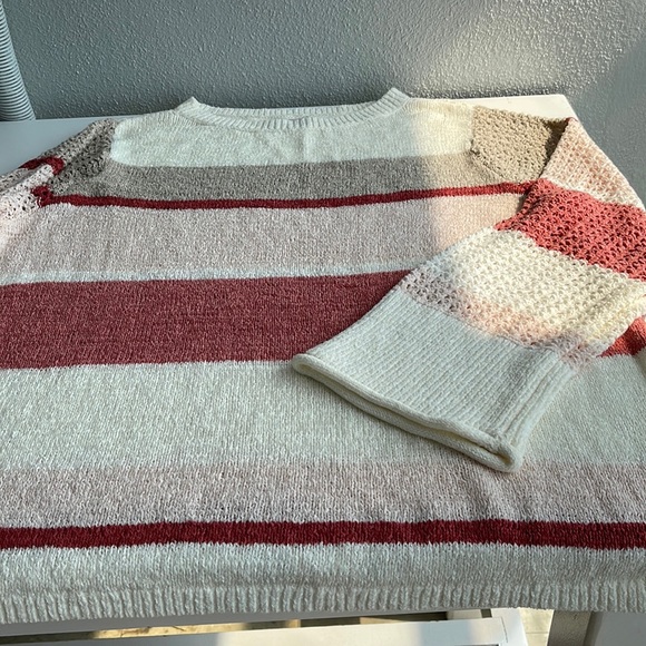 LOFT | Sweaters | Beautiful Soft Loft Sweater Mixed Media Sweater ...